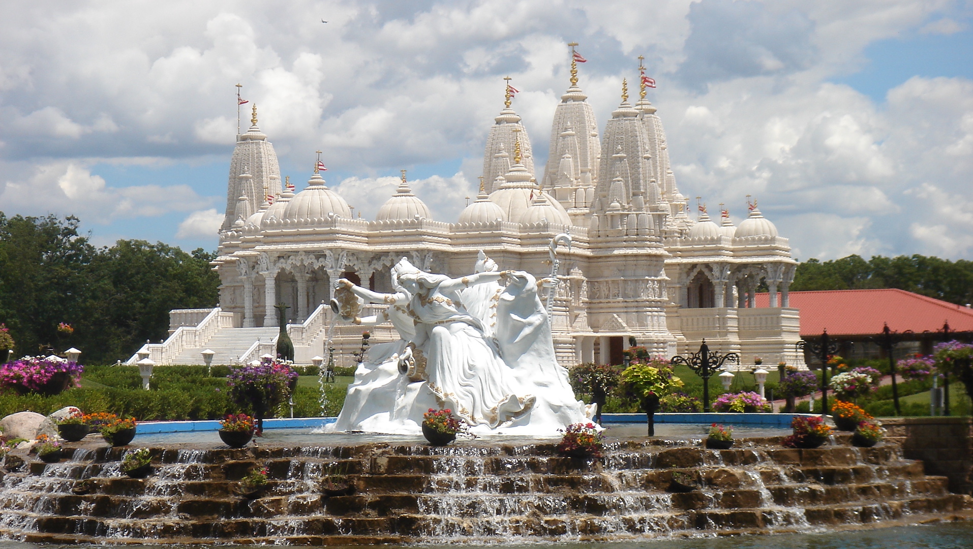BAPS Shri Swaminarayan Mandir, Chicago